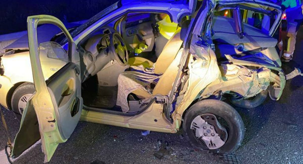 Un hombre trasladado al Hospital de Almansa tras chochar un camión ...