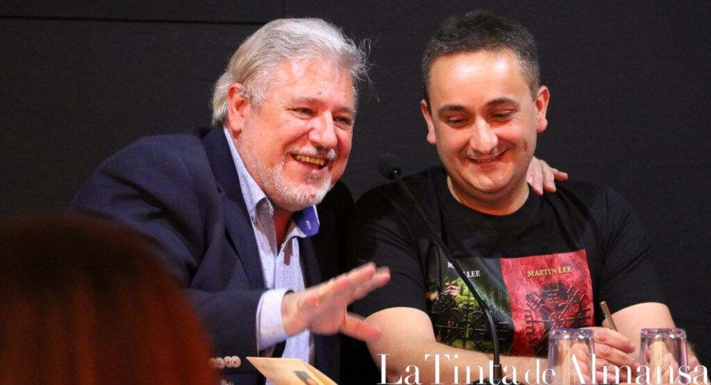 Martin Lee presentó «Hanne y Gleomer» con la sala roja de Casa de ...