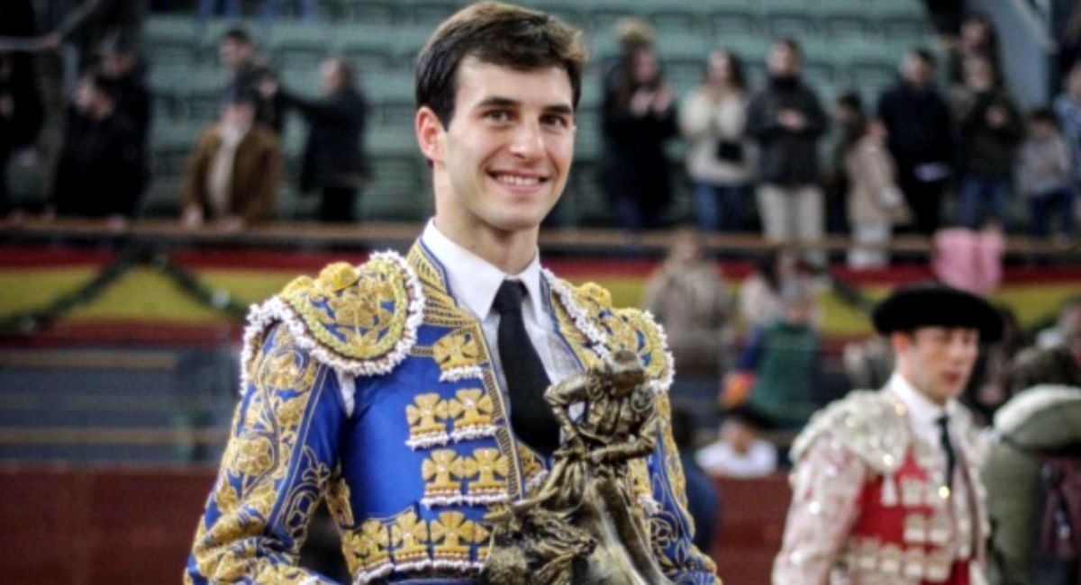 Vistalegre se rinde al arte torero del novillero Samuel Navalón | La ...